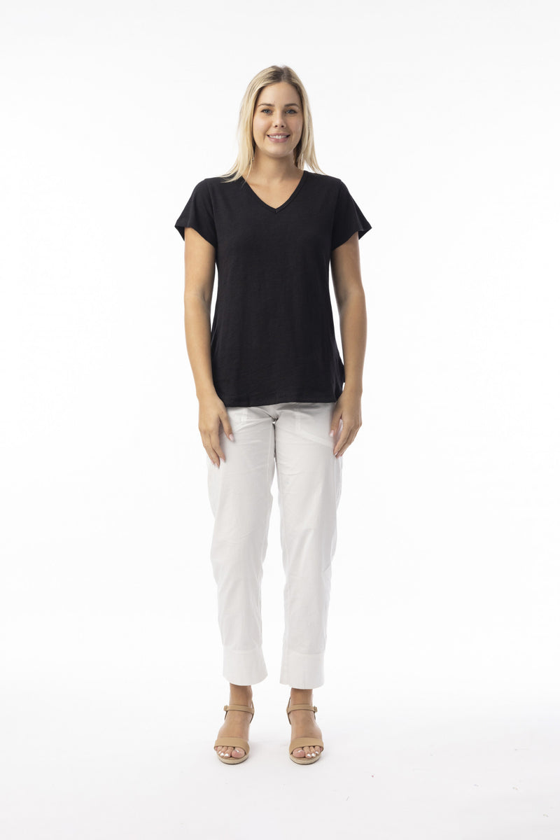 Orientique Essentials KNIT TEE V/ BLACK – Burton's Clothing Co.